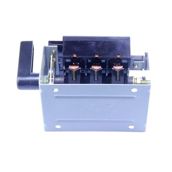 3 Phase Forward Reverse Switch, 15A/ 30A Heating Current | ATO.com