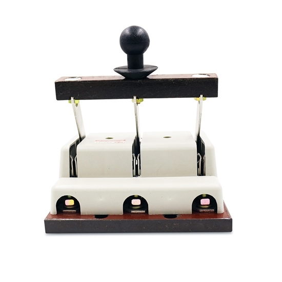 3 Pole Single Throw Knife Switch, 400A | ATO.com