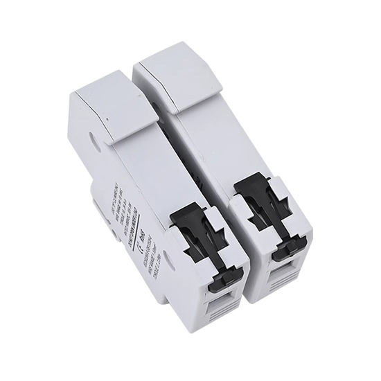 30 amp Fuse & Fuse Holder, 1000V/1500V DC | ATO.com